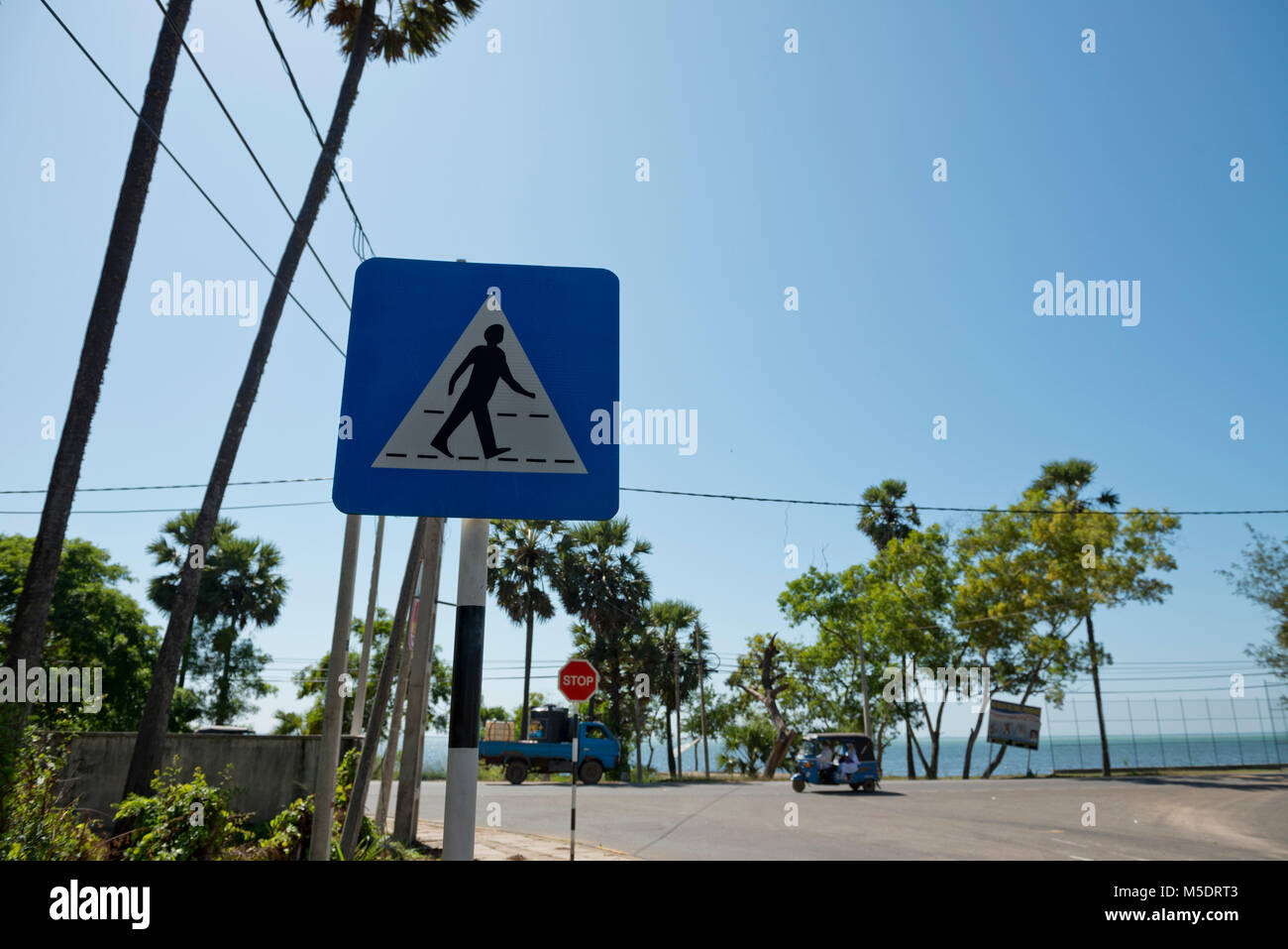Asia street sign hi-res stock photography and images - Alamy