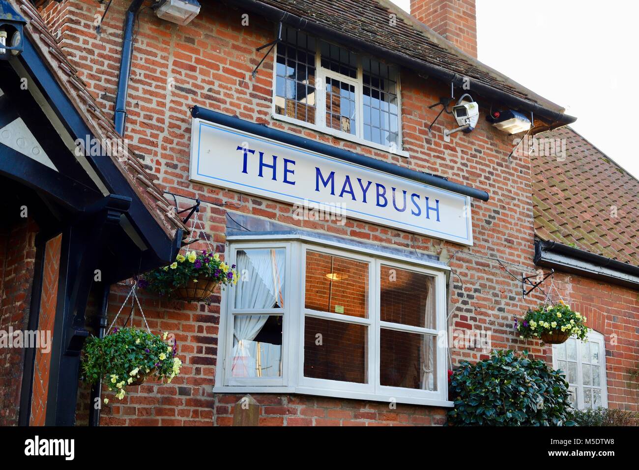 The maybush pub hi-res stock photography and images - Alamy