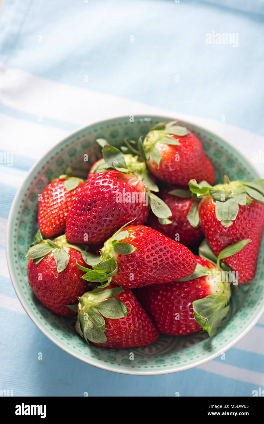 Bowl of strawberries Stock Photo - Alamy