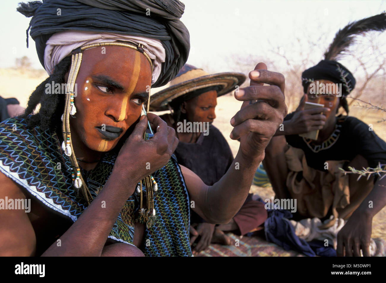 Niger. Agadez. Sahara desert. Sahel. People of Wodaabe tribe. Also ...