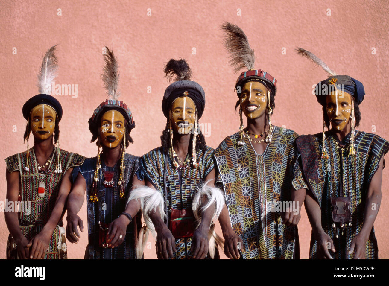 Niger. Agadez. Sahara desert. Sahel. People of Wodaabe tribe. Also ...