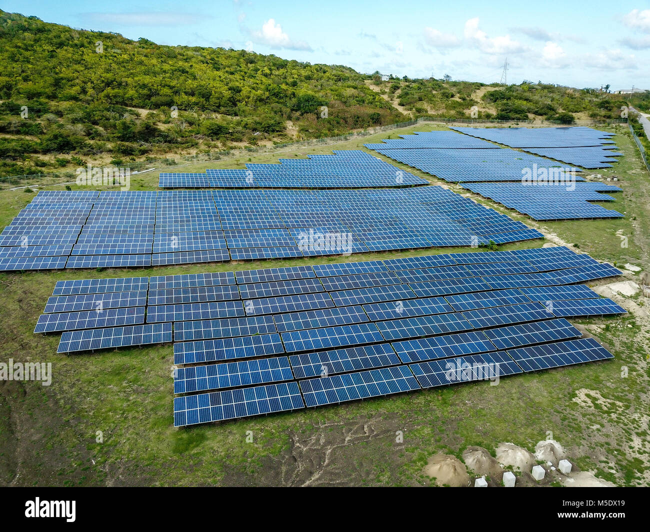 Solar installation hi-res stock photography and images - Alamy