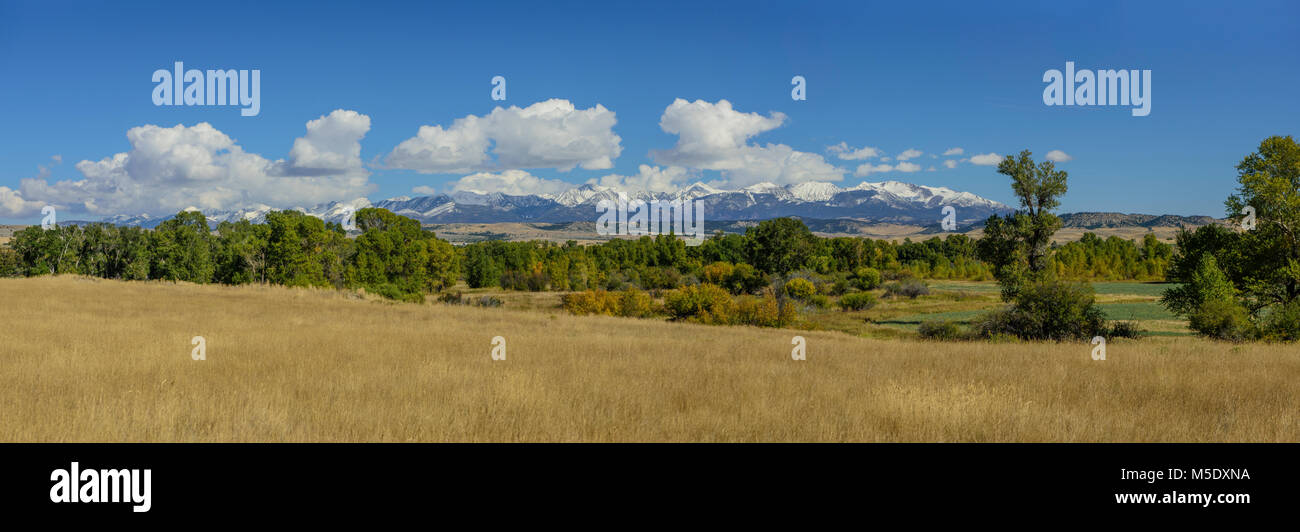 Crazy mountains montana usa hi-res stock photography and images - Alamy