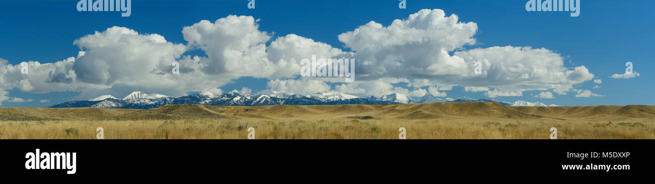 Crazy mountains montana usa hi-res stock photography and images - Alamy