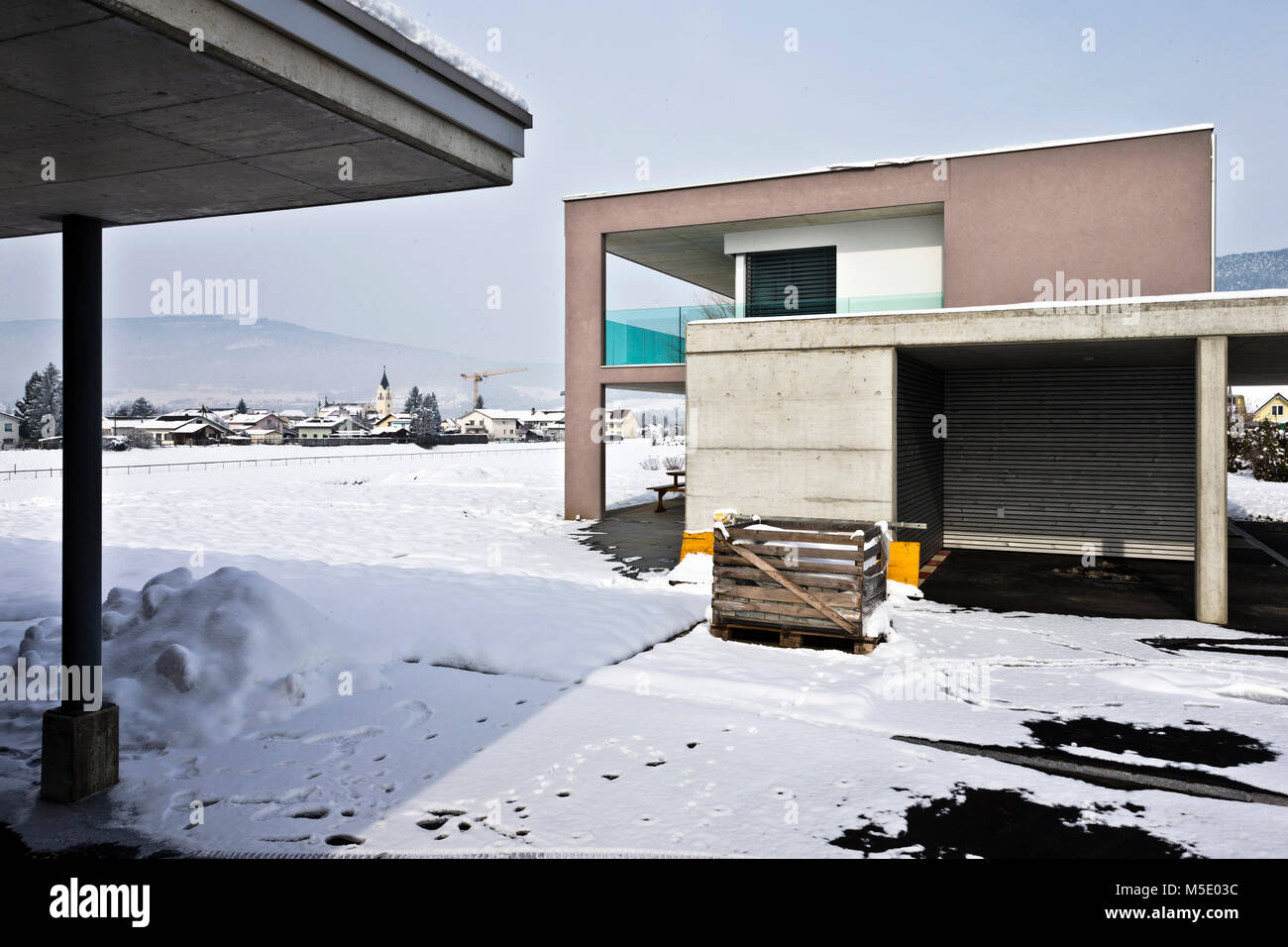 Concrete moulder hi-res stock photography and images - Alamy