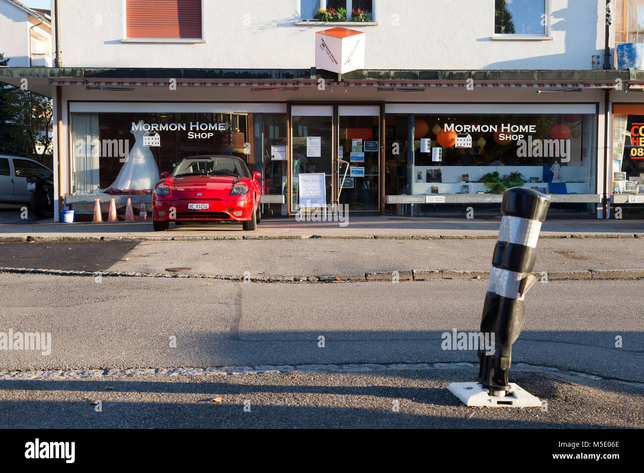 Car, Mormon, Mormon's store Stock Photo - Alamy