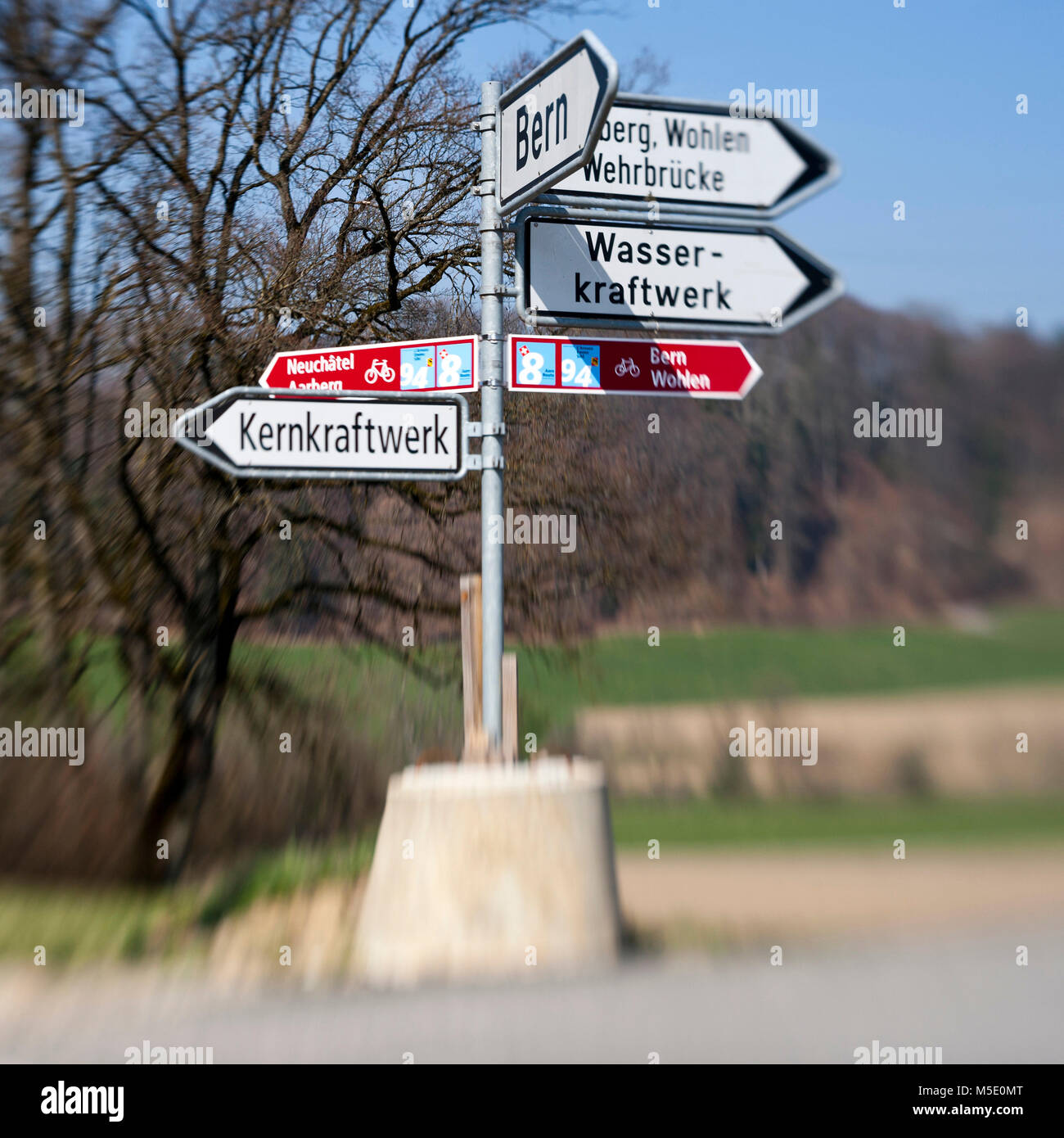 Power plant sign hi-res stock photography and images - Alamy