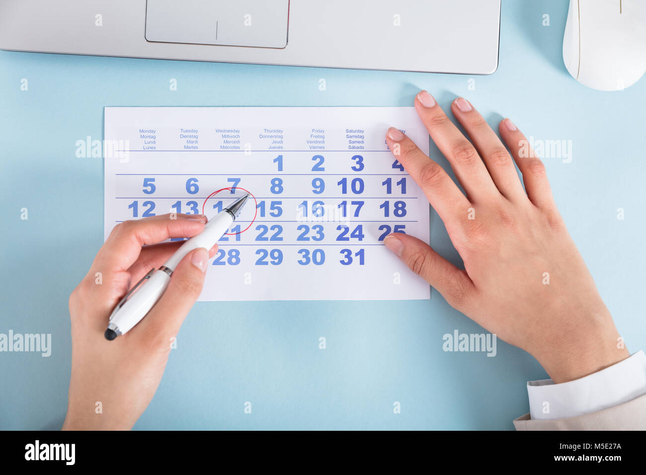 Woman pen organizing plan hi-res stock photography and images - Alamy