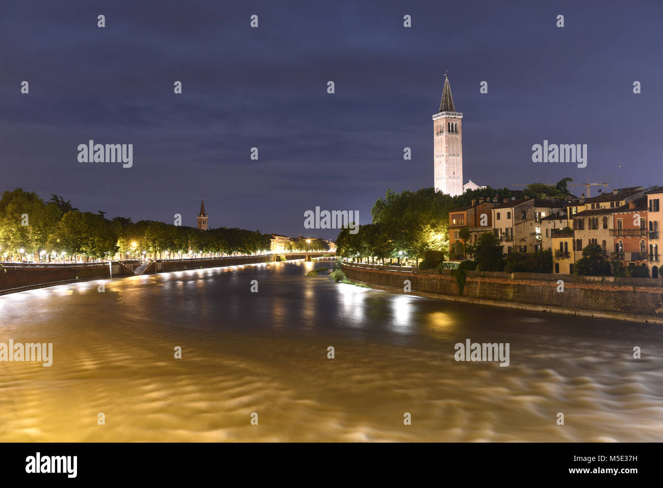 Verona old town at night hi-res stock photography and images - Alamy