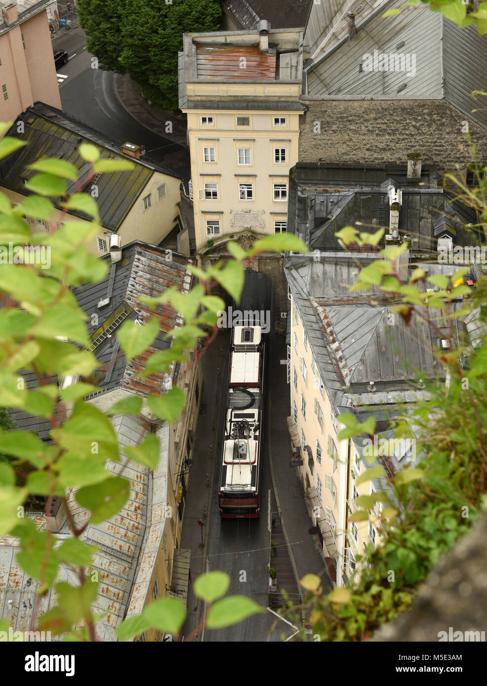 Old bus top view hi-res stock photography and images - Alamy