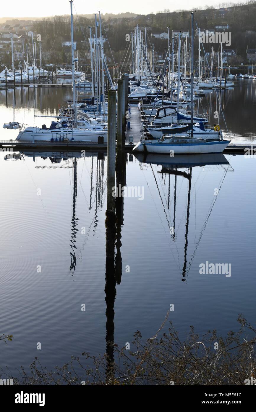 Inverkip marina boats yachts hi-res stock photography and images - Alamy