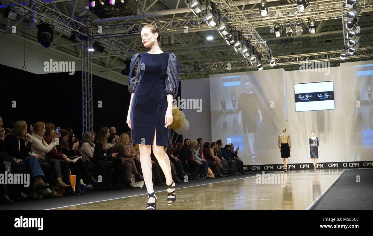 Catwalk model show in Moscow Stock Photo - Alamy