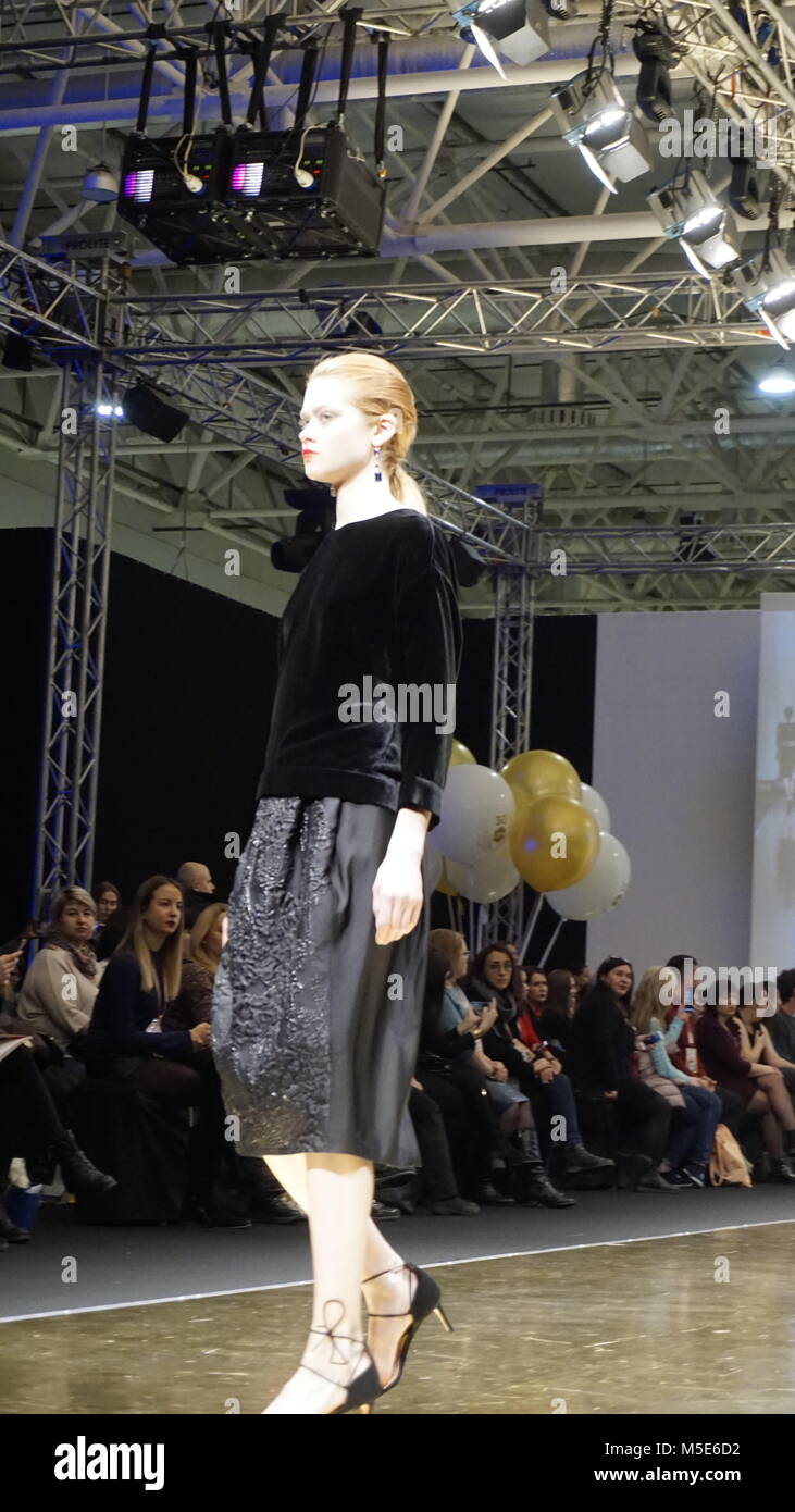 Catwalk model show in Moscow Stock Photo - Alamy