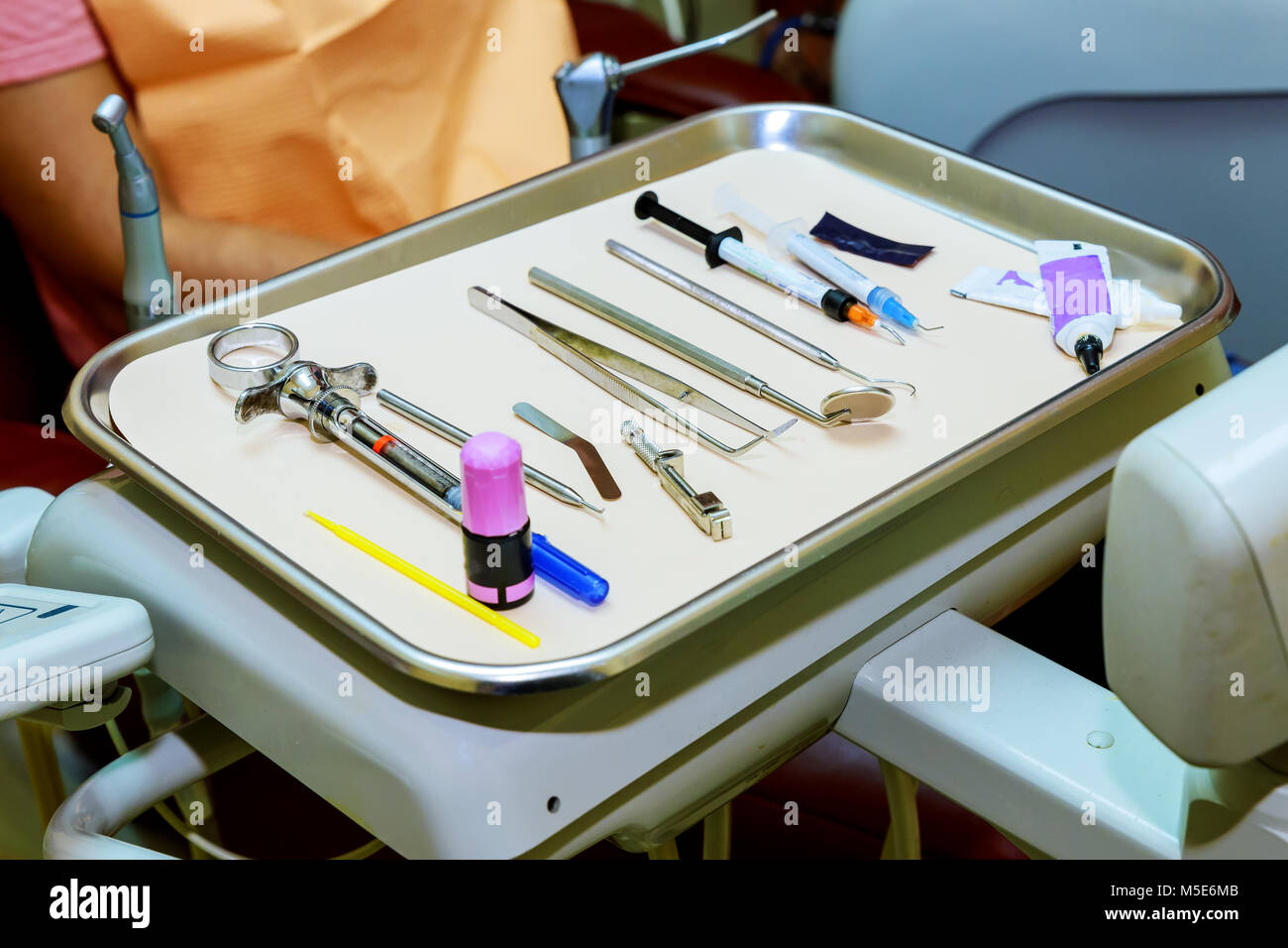 Medical mouth tool hi-res stock photography and images - Alamy