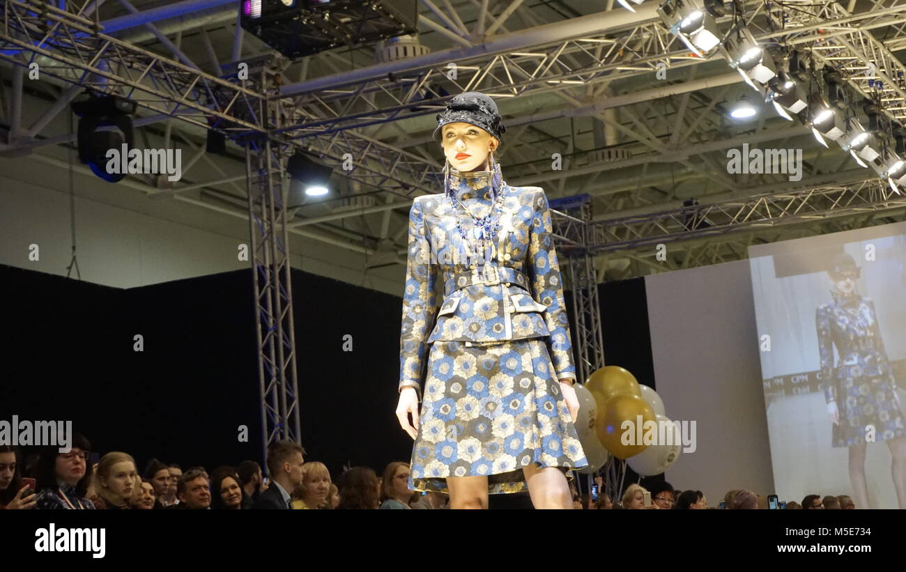 Catwalk model show in Moscow Stock Photo - Alamy