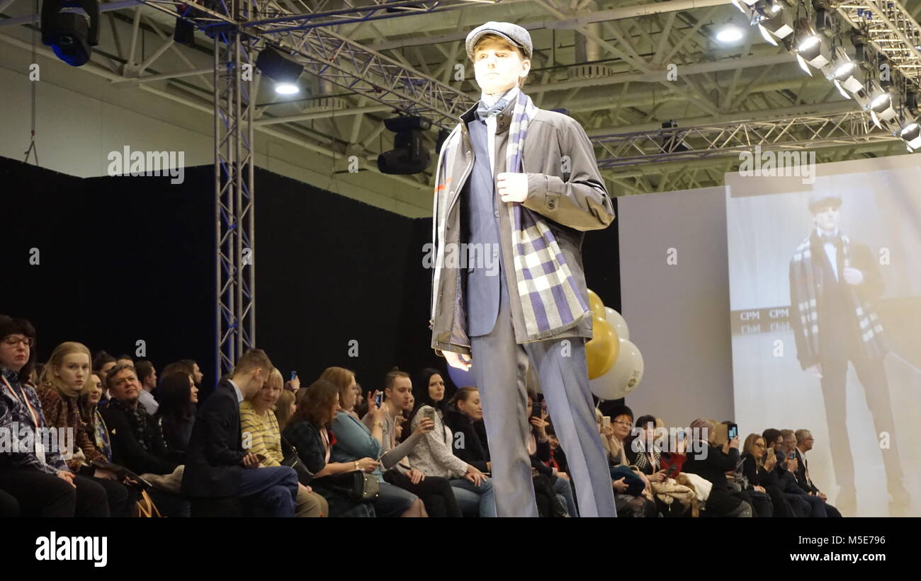 Catwalk model show in Moscow Stock Photo - Alamy