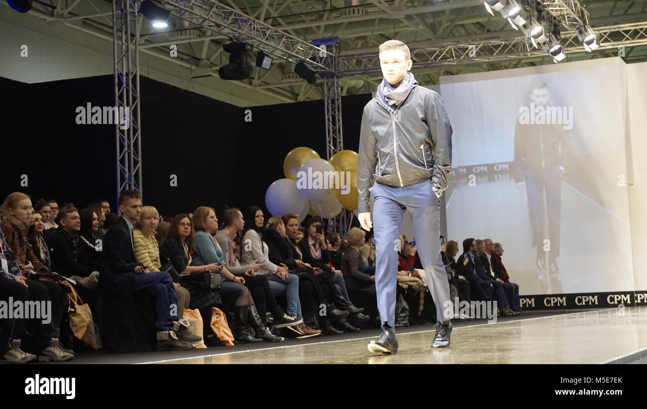 Catwalk model show in Moscow Stock Photo - Alamy