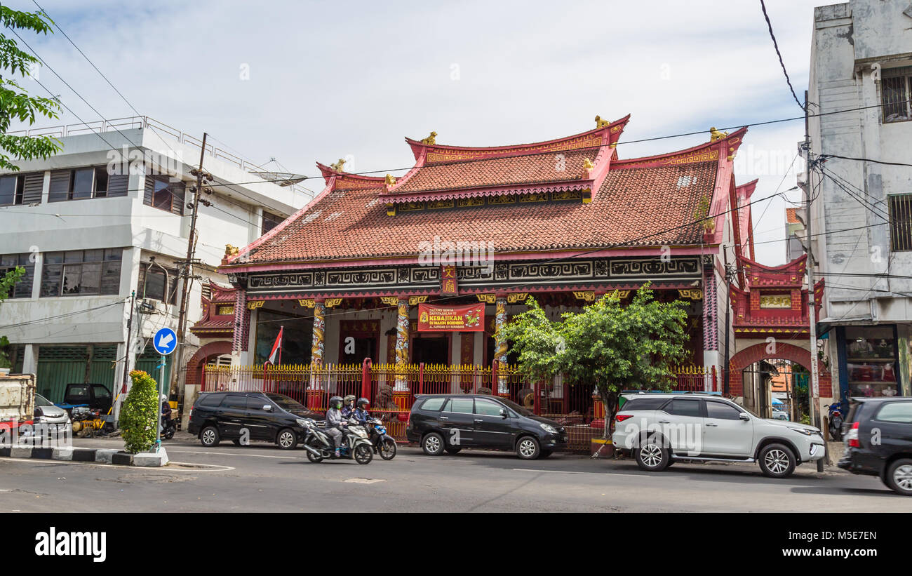 Street scene in Surabaya Indonesia Stock Photo - Alamy