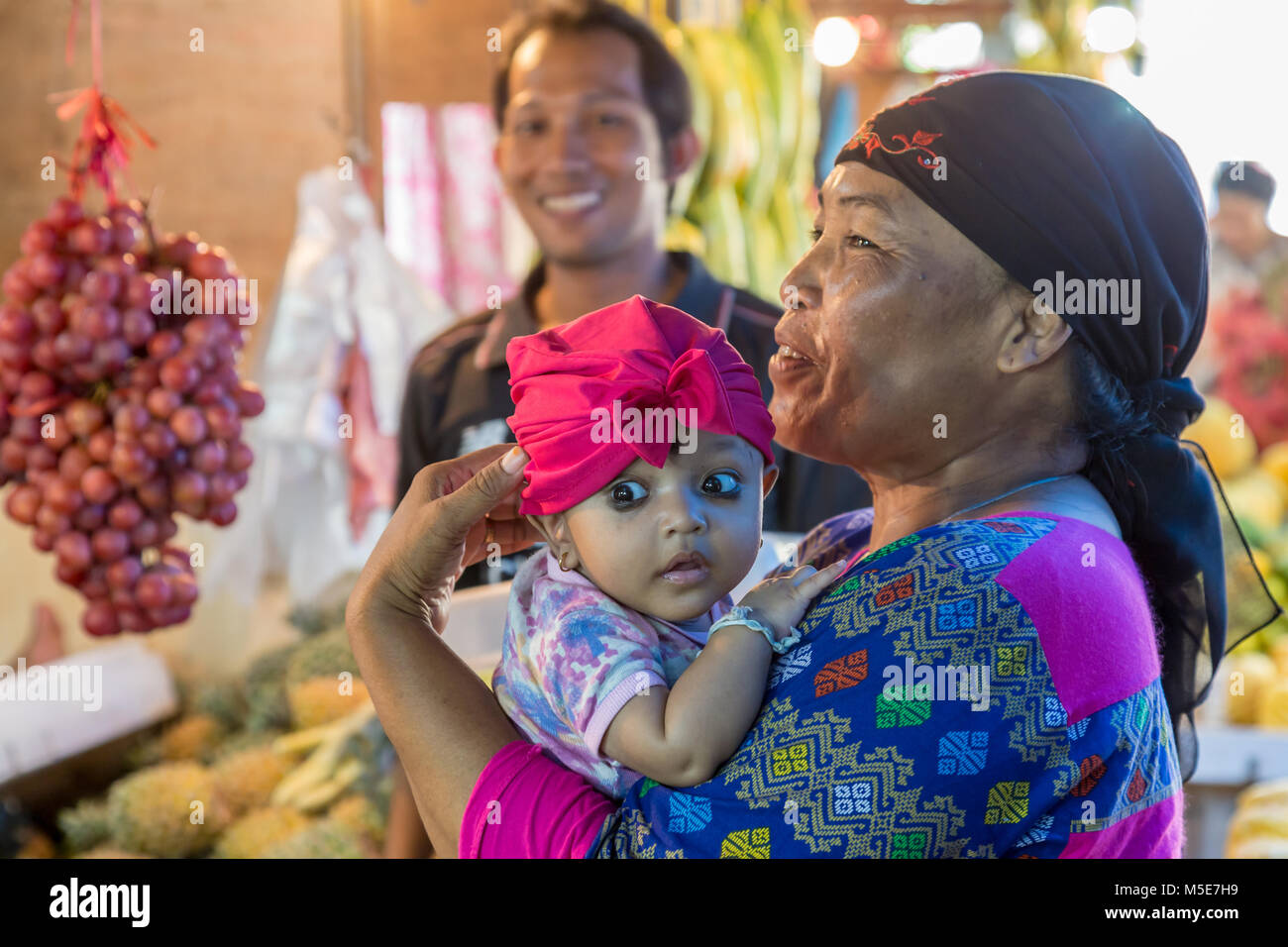 Portait of a colorful Indonesian baby Stock Photo - Alamy