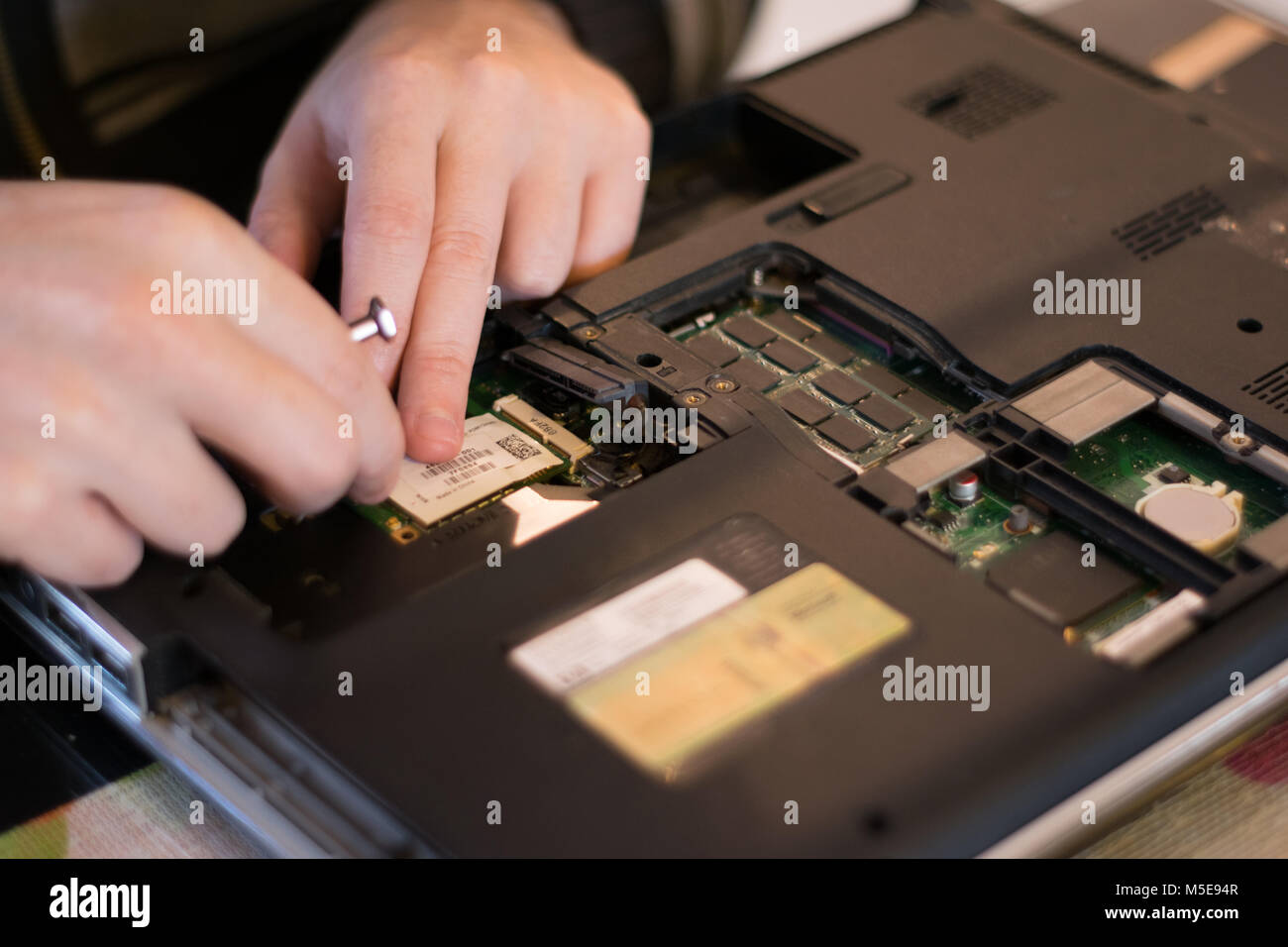 Laptop repair hi-res stock photography and images - Alamy