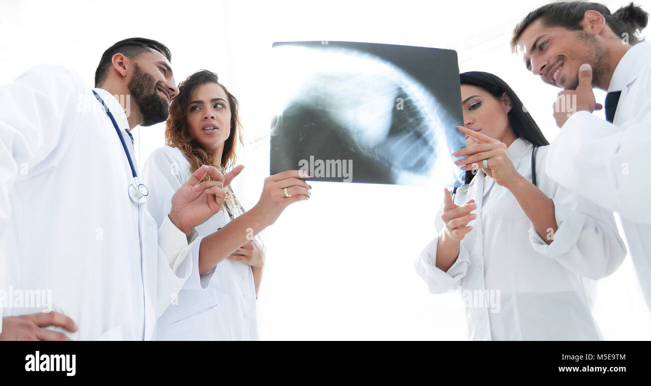 Medical workers looking patients hi-res stock photography and images ...