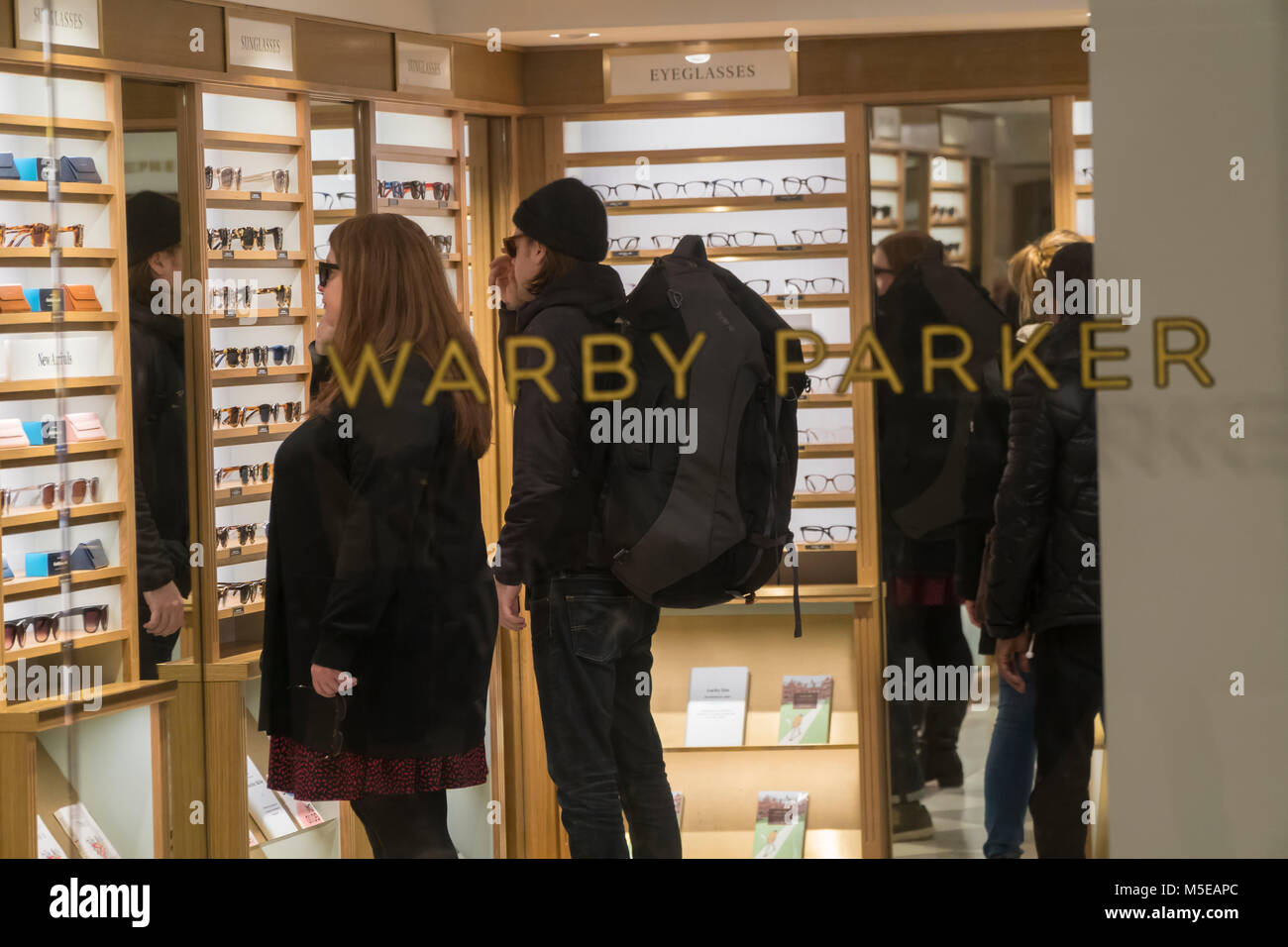 Warby parker eyeglass eyeglasses hi-res stock photography and images ...