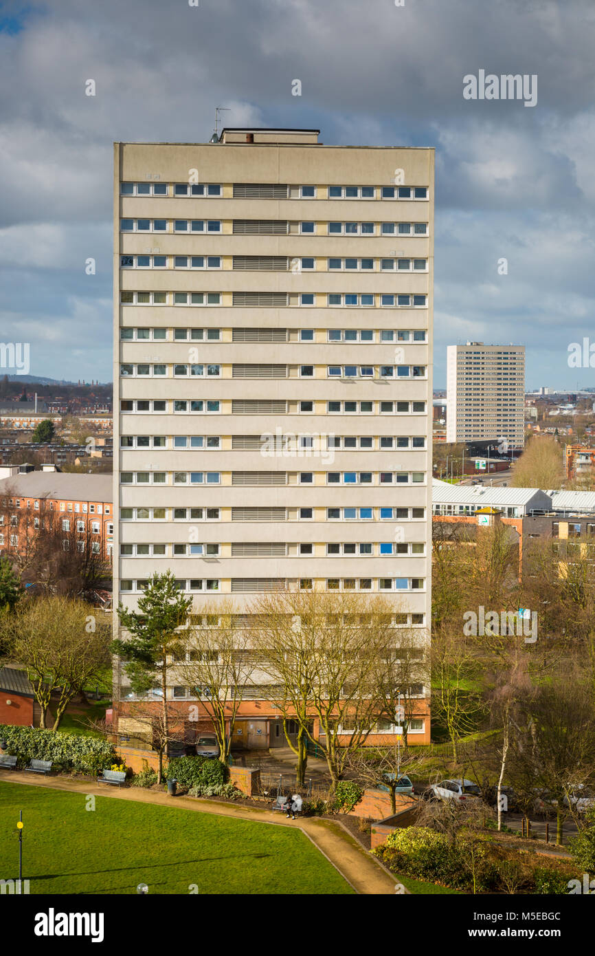 Flat buildings hi-res stock photography and images - Alamy