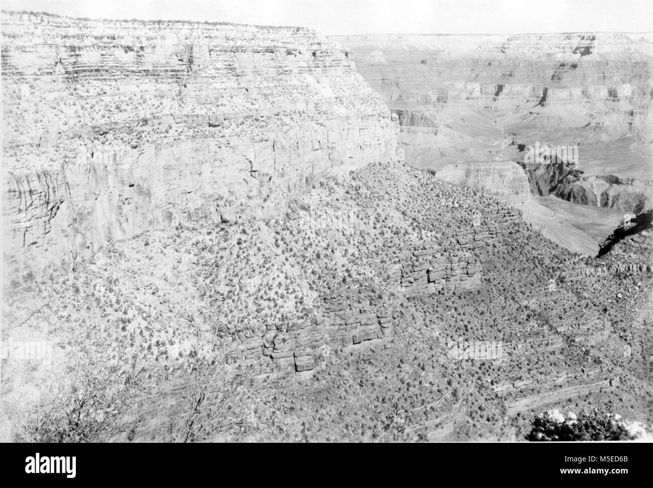 Grand Canyon Village Viewpoints UPPER CANYON STRATA LOOKING WEST FROM ...