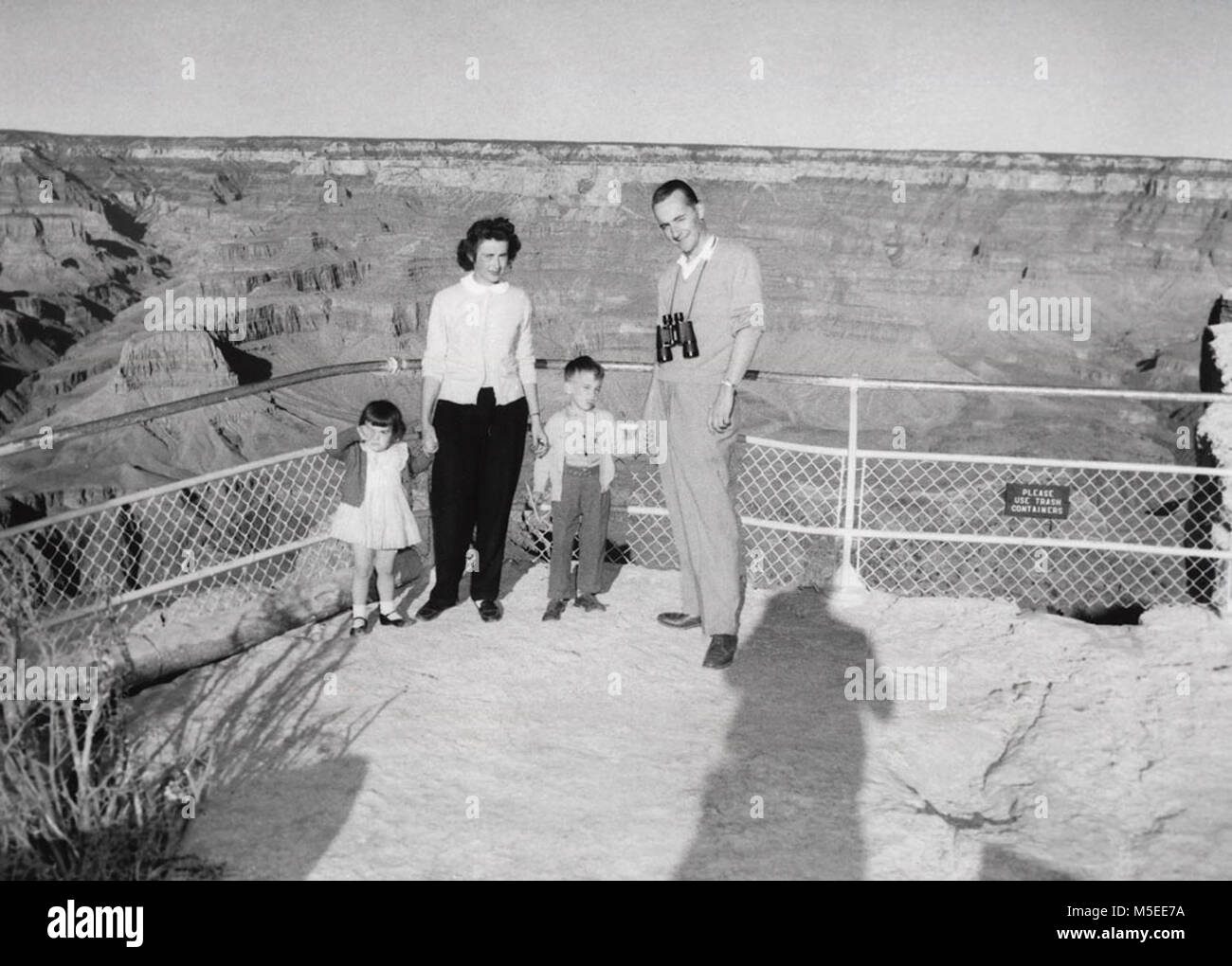 Grand Canyon Maer Point THE W. PURCELL FAMILY AT MATHER POINT. THEY ...