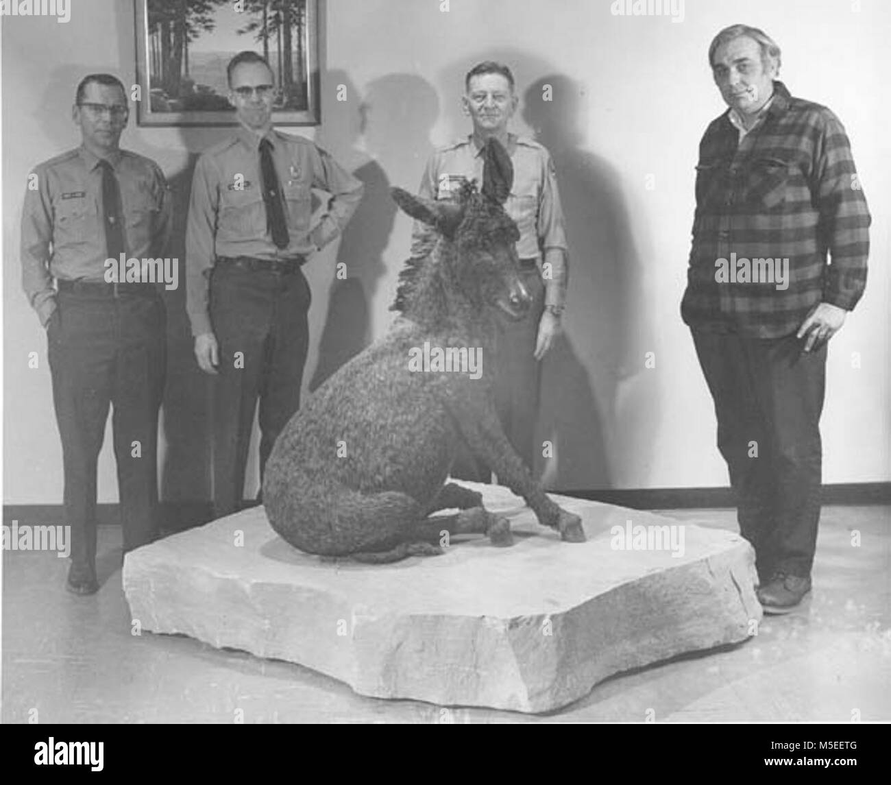 Grand Canyon Brighty Sculpture wi Creator and Rangers BRIGHTY SCULPTOR ...