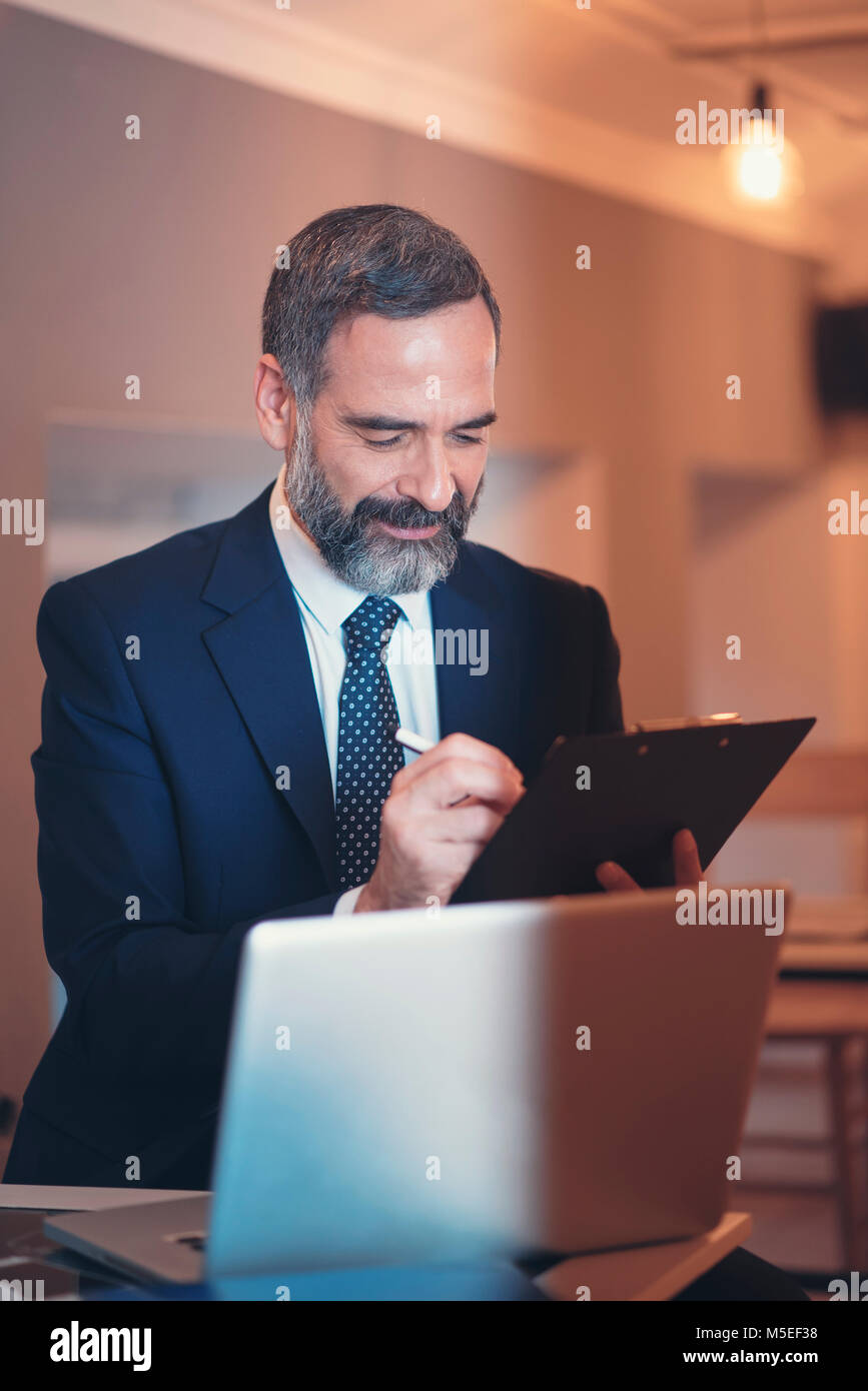 Proposal paperwork hi-res stock photography and images - Alamy