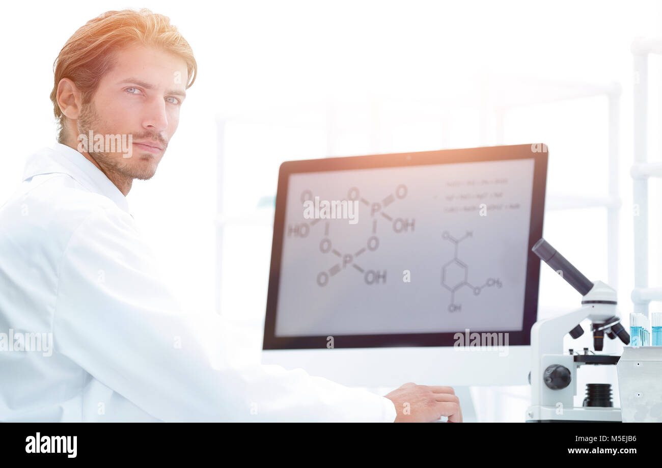 Medical doctor working with microscope in laboratory Stock Photo - Alamy