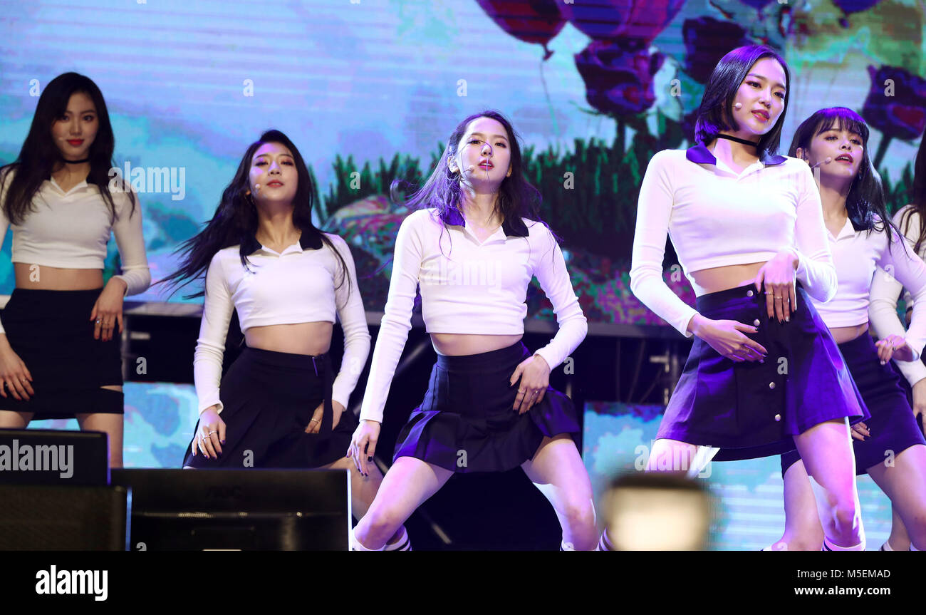 23rd Feb, 2018. S. Korean girl group CLC South Korean girl group CLC ...