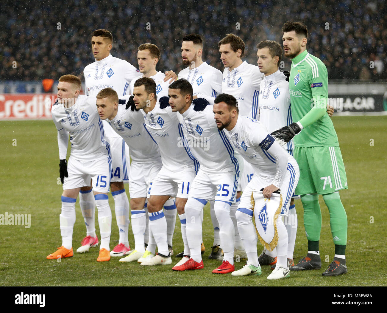 Dynamo Kiev team poses for photographers prior the Round 32 second leg ...