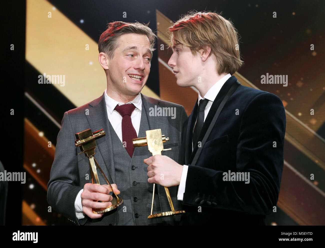 Bruch by pool hi-res stock photography and images - Alamy