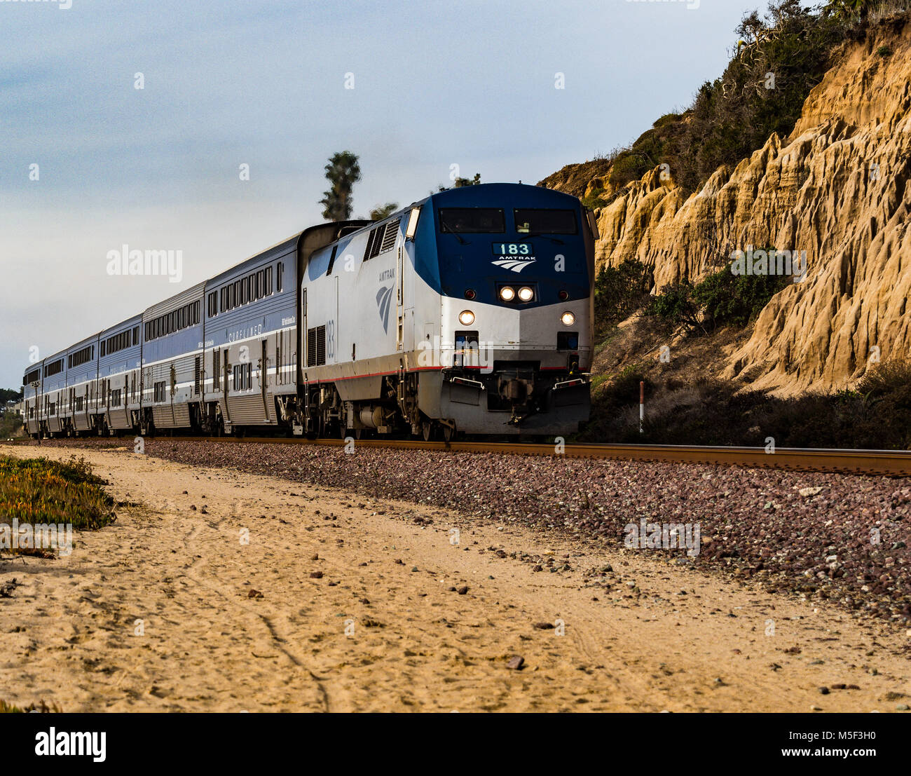 amtrak train pacific surfliner between los angeles and san diego Stock ...