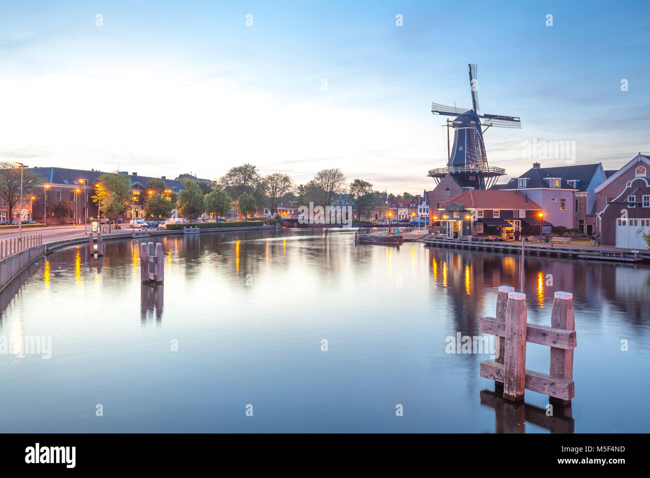 Molen adriaan hi-res stock photography and images - Alamy
