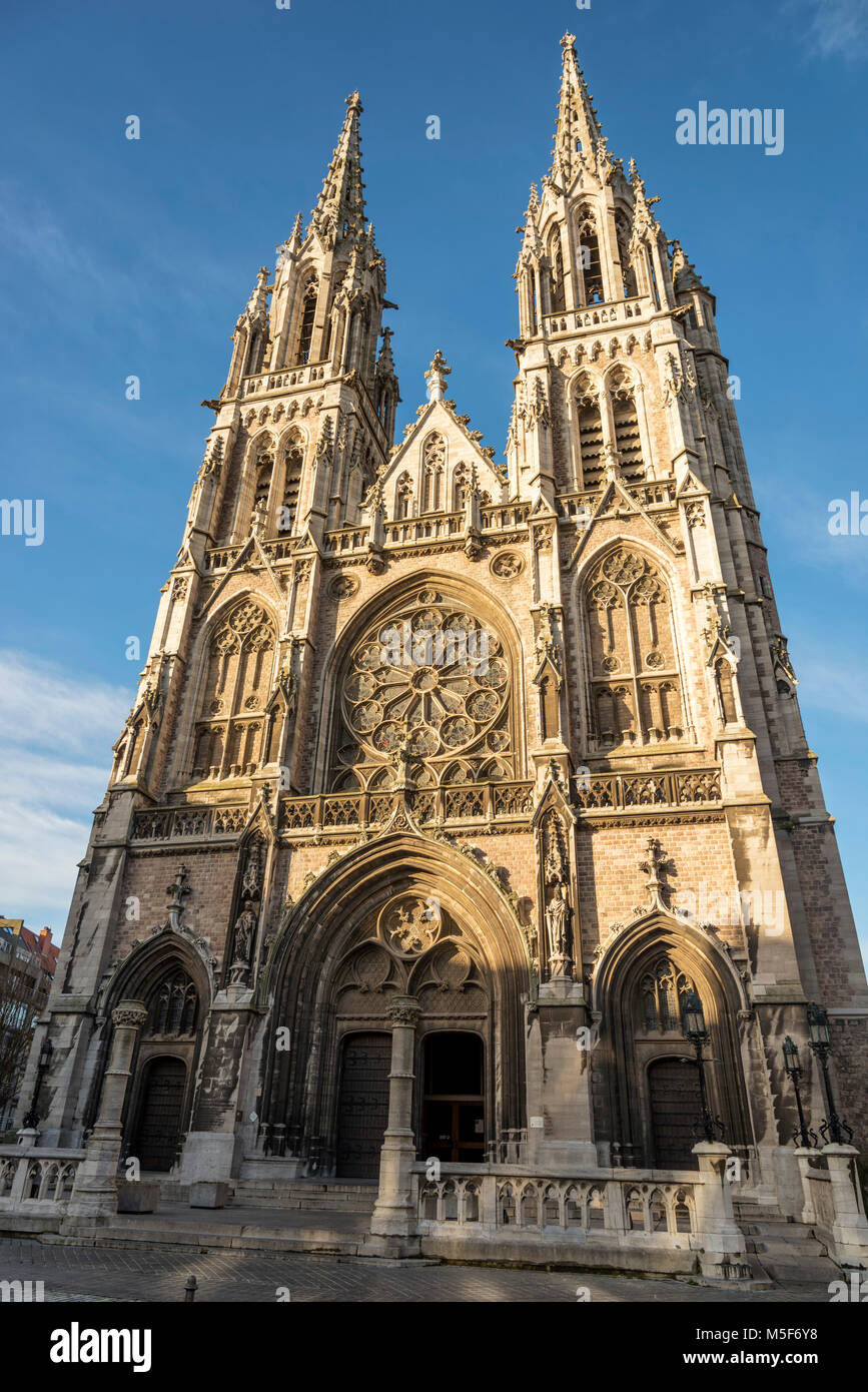 Sint-Petrus-en-Pauusplein (Church of Saint Peter and Saint Paul ...