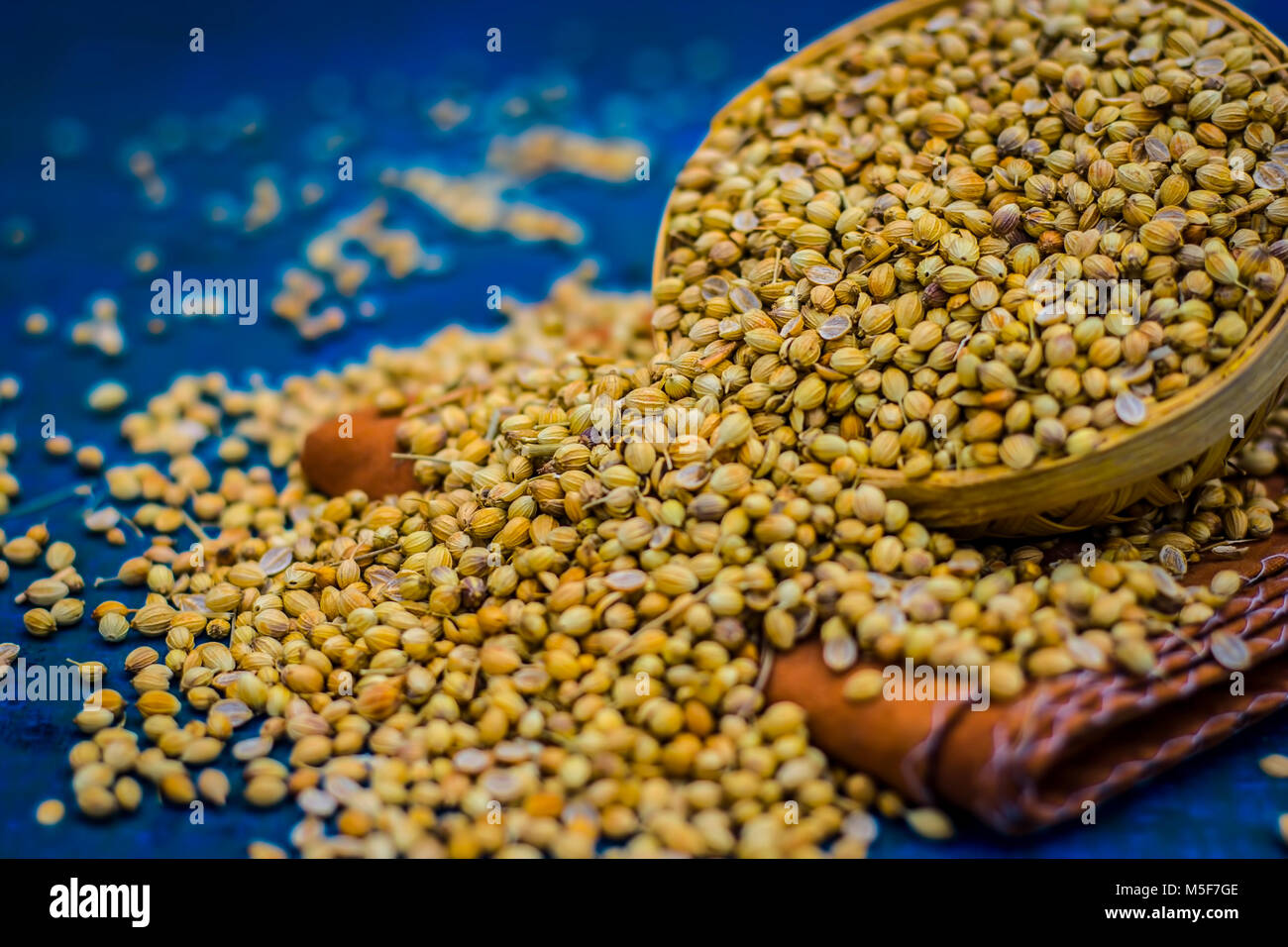 Close up of spice coriander seeds,Coriandrum sativum in a traditional basket Stock Photo - Alamy