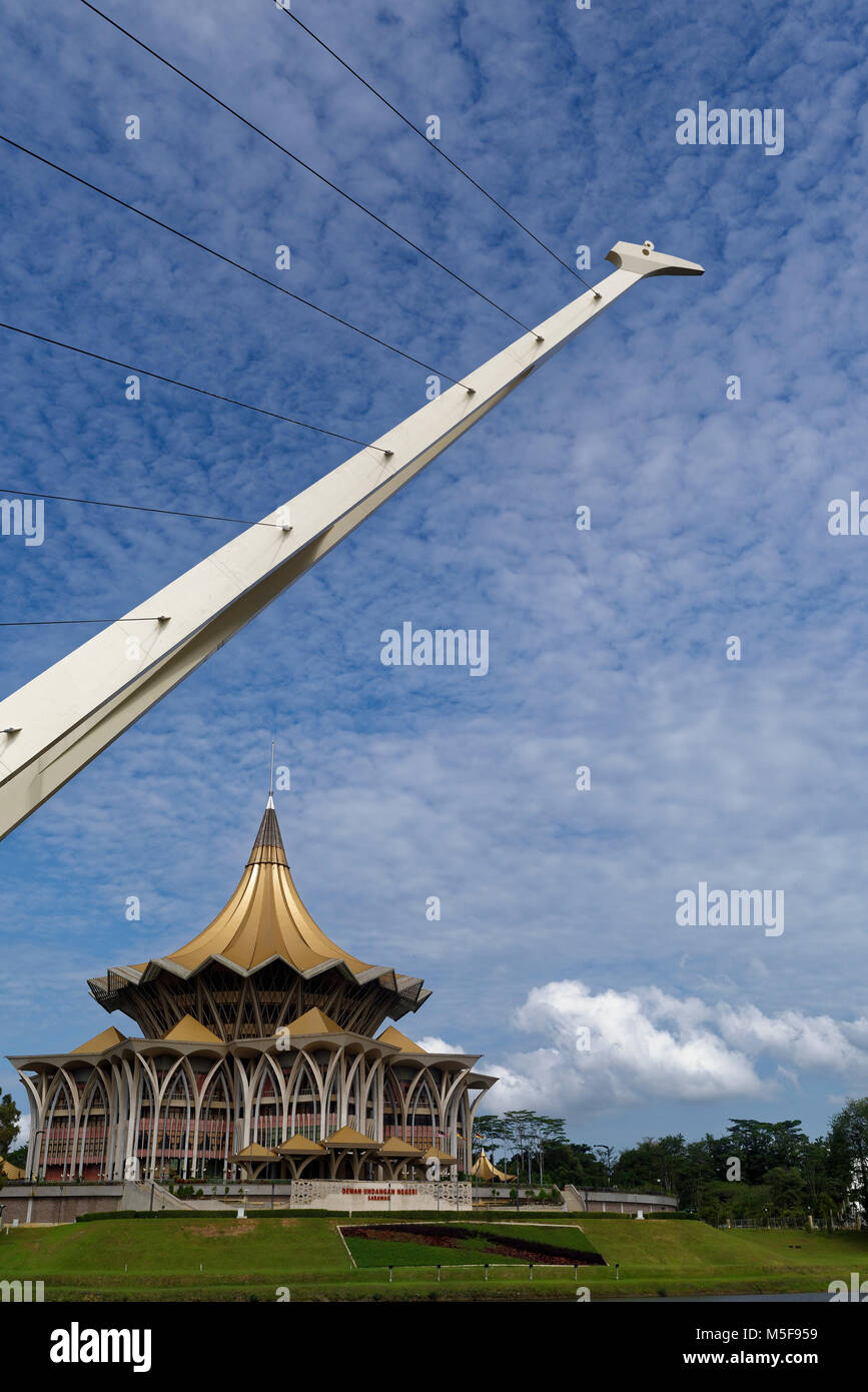 THe Darul Hana Bridge over the Sarawak River, Kuching, Malaysia Stock ...