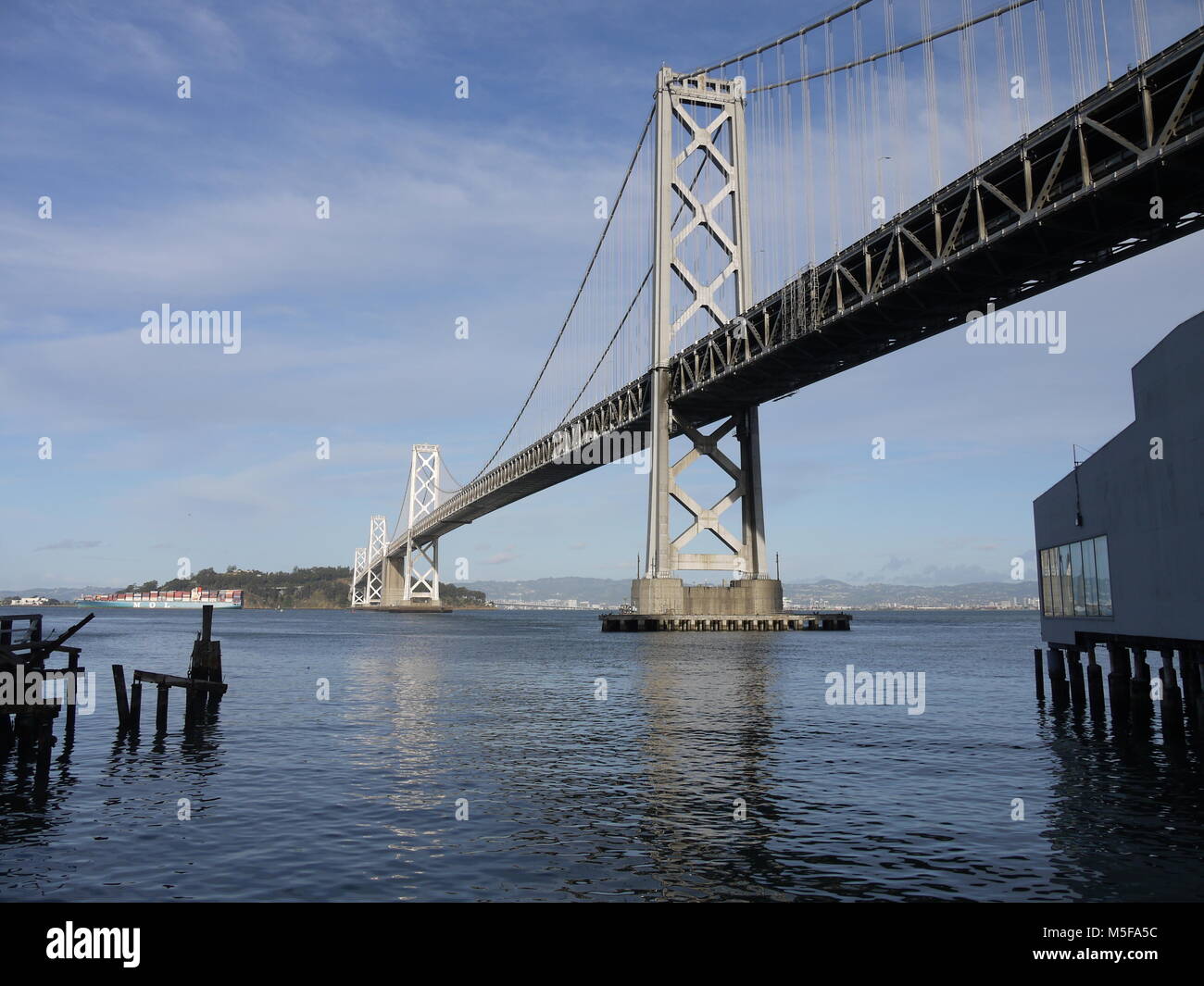 Cross bay bridge hi-res stock photography and images - Alamy