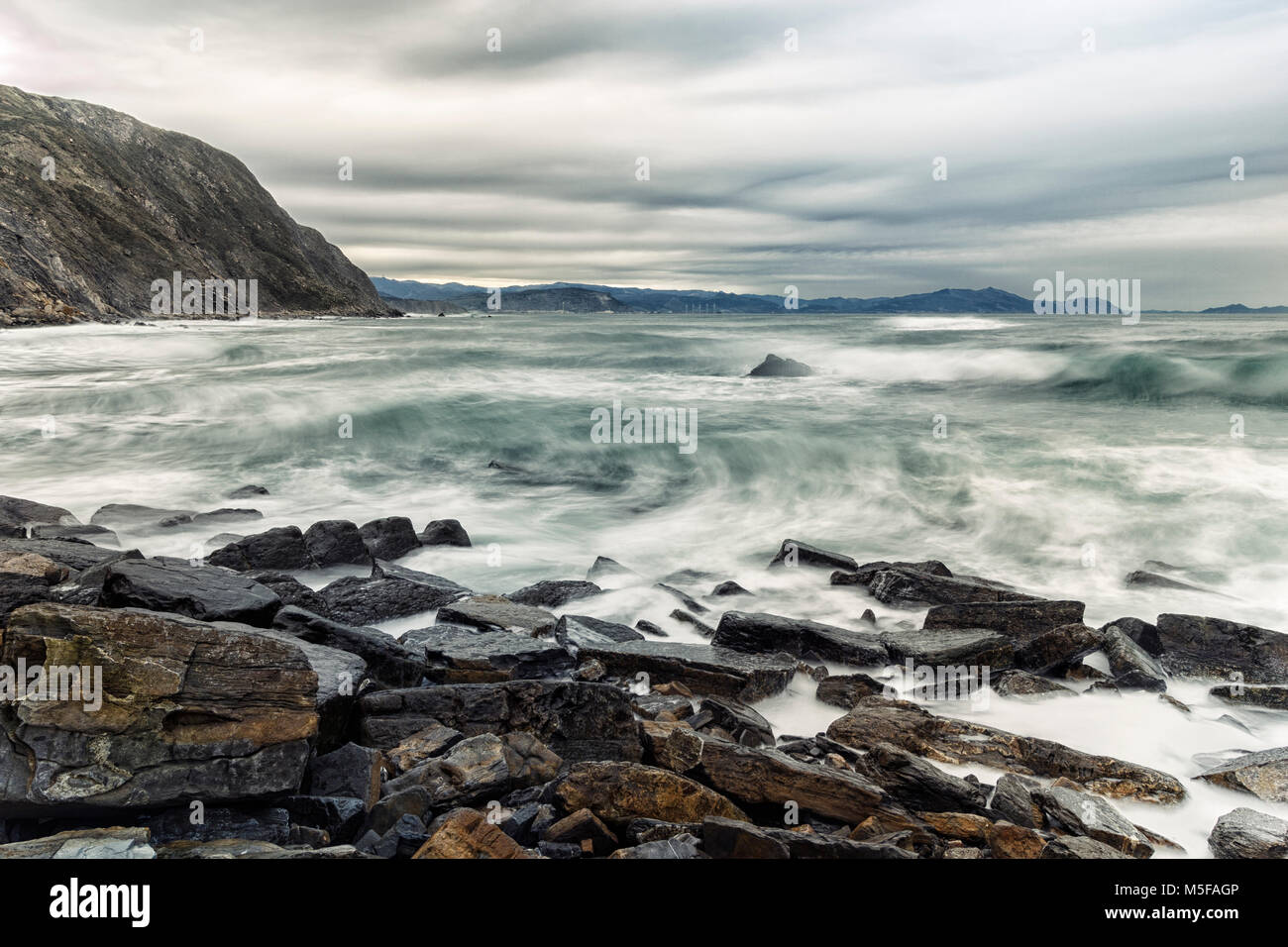 Flysch rocks in barrika beach hi-res stock photography and images - Alamy