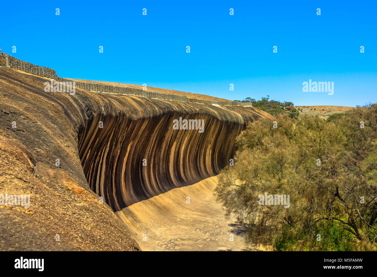 Wave and rock hi-res stock photography and images - Alamy