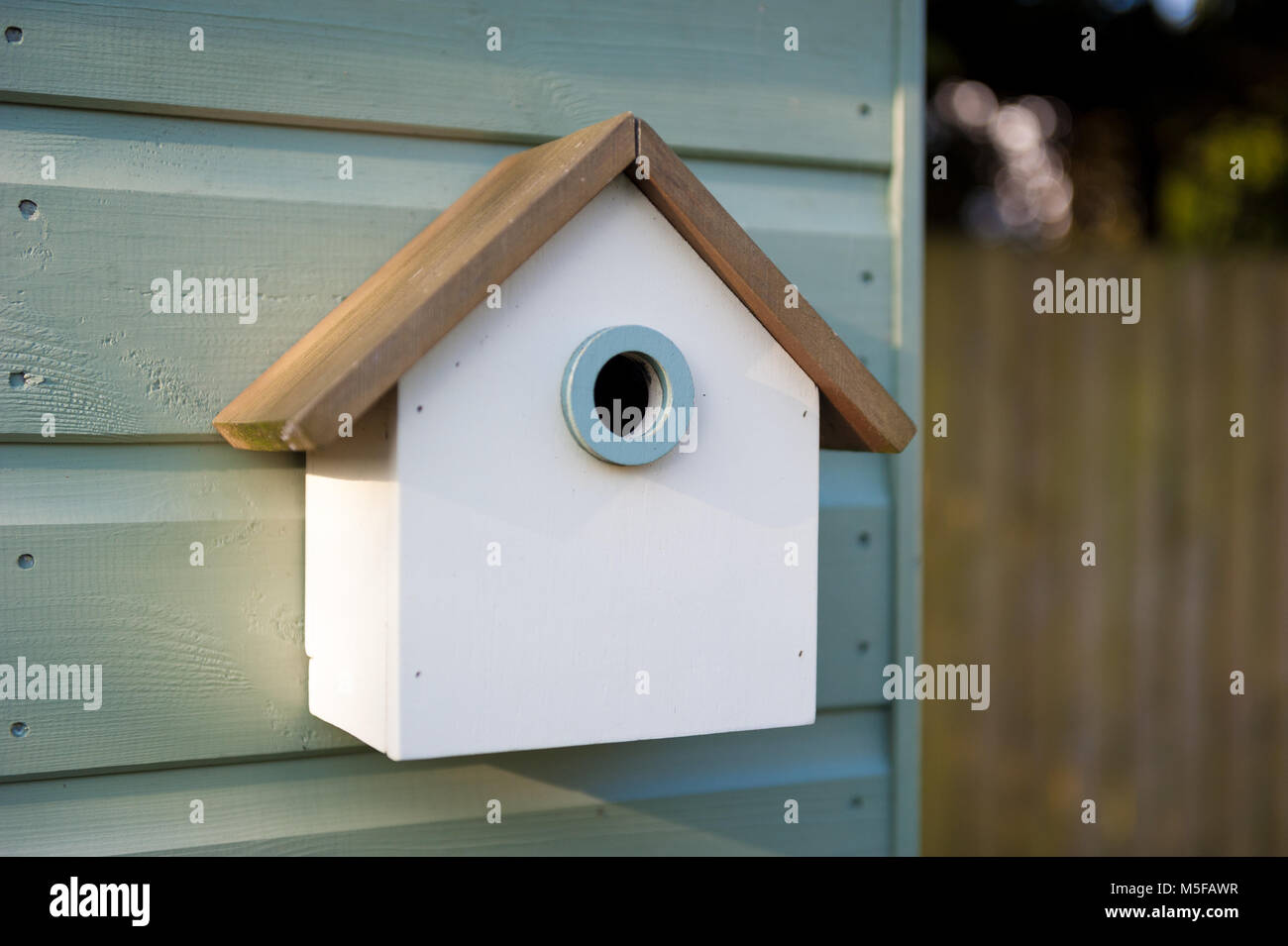 Garden bird box Stock Photo - Alamy