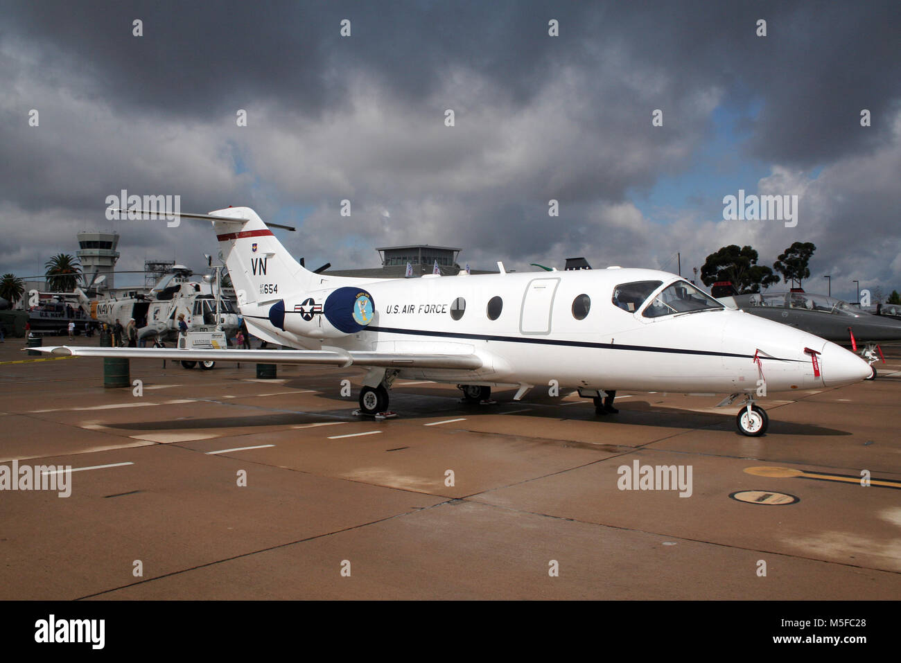 Raytheon t 1a jayhawk hi-res stock photography and images - Alamy
