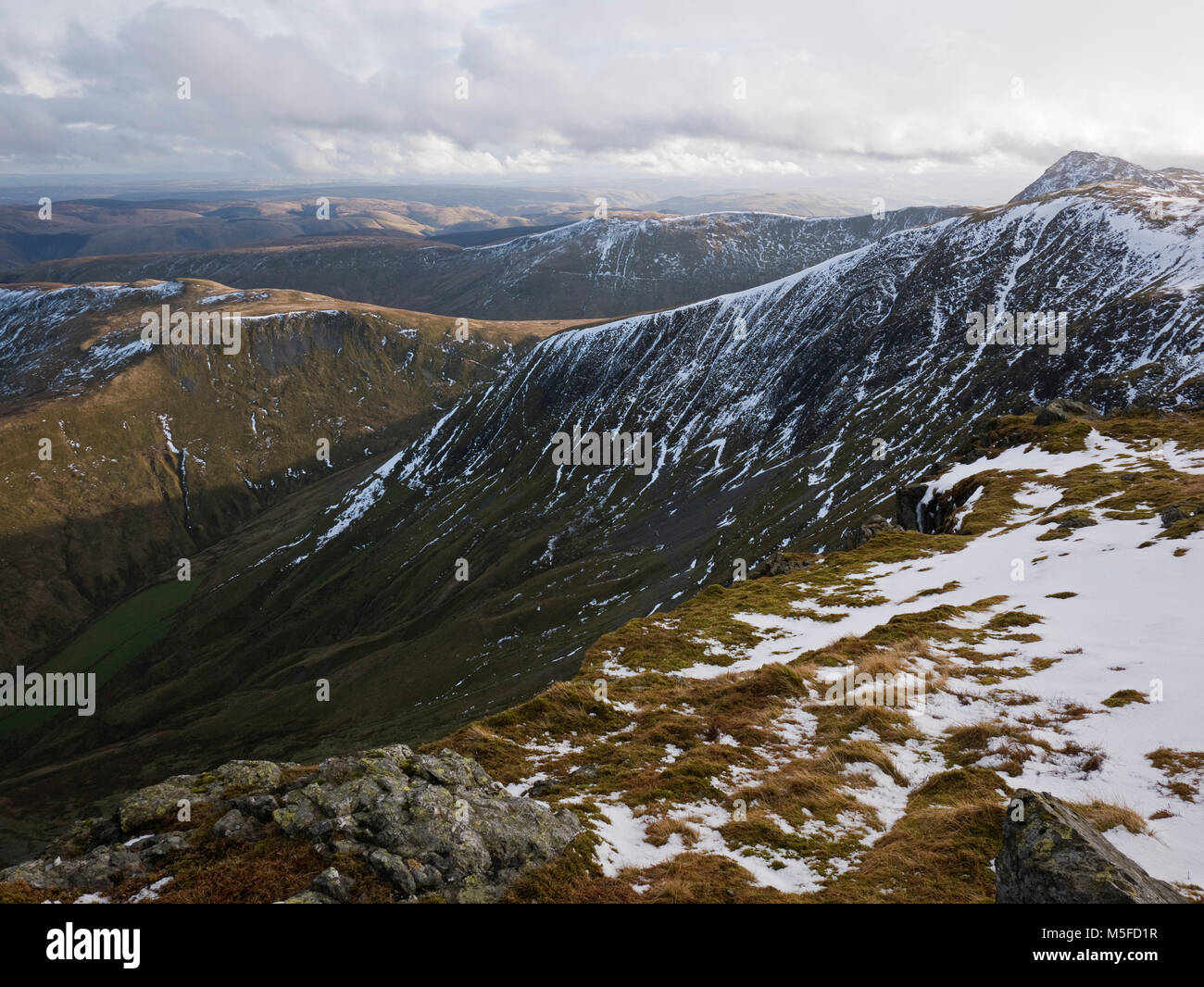 Aran ridge snowdonia hi-res stock photography and images - Alamy