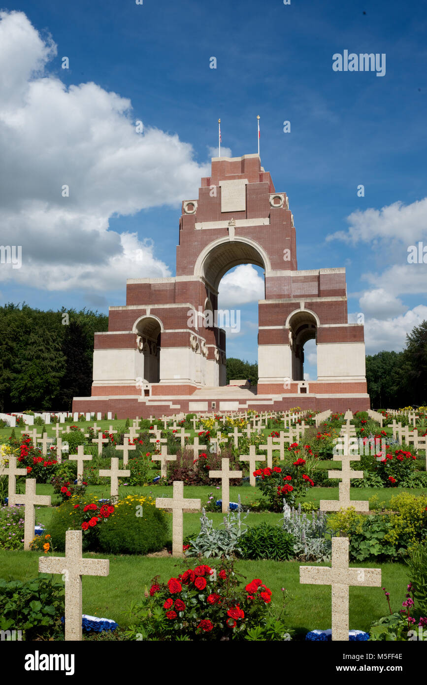 Thiepval memorial names hi-res stock photography and images - Alamy