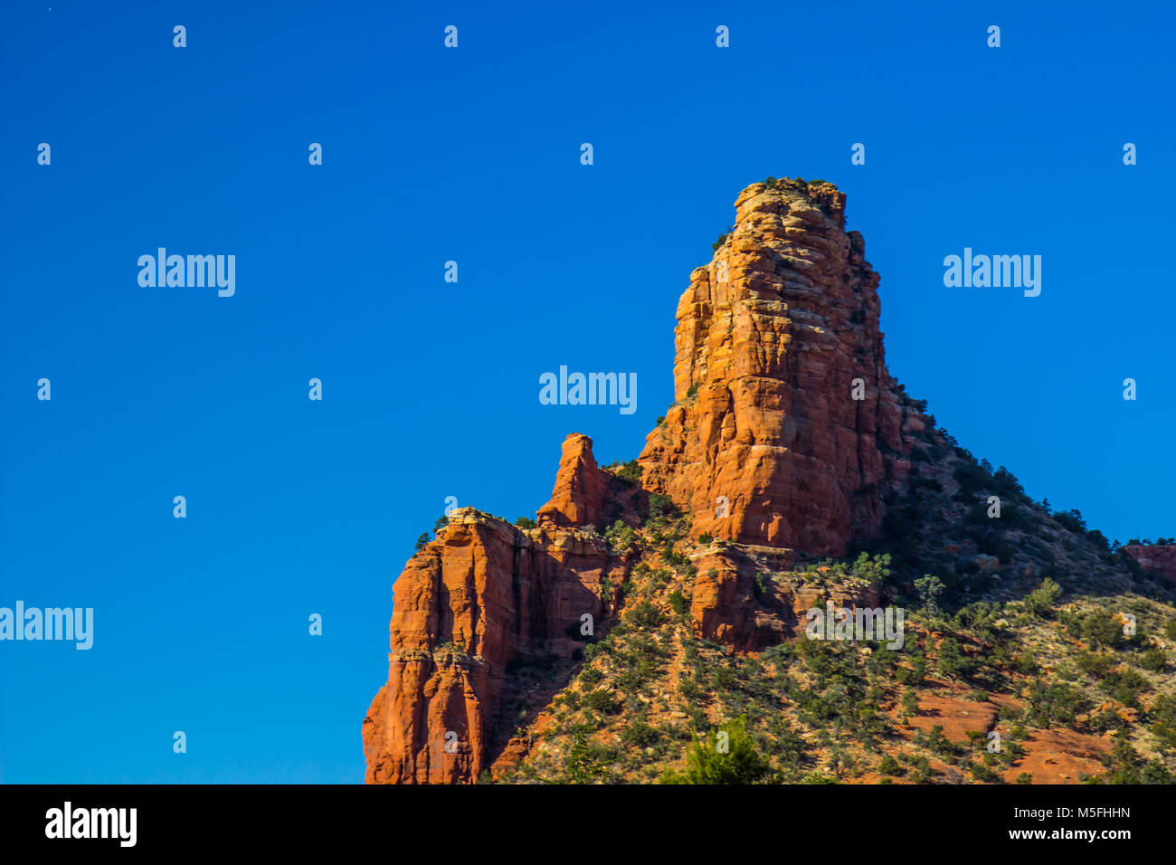 Jutting Peak Of Red Rock Mountains In Arizona High Desert Stock Photo ...