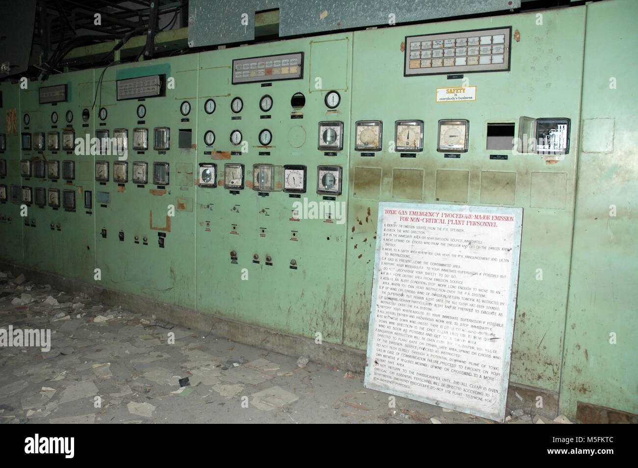 control room chemical factory, bhopal, madhya pradesh, India, Asia ...