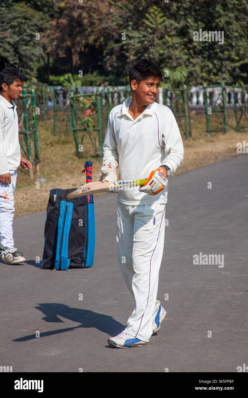 Players practice Cricket pre-match Stock Photo - Alamy